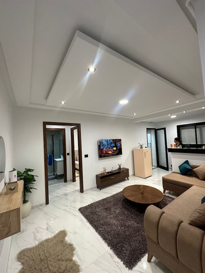 Stylish & Cozy Apartment In Tunis - Tunisie