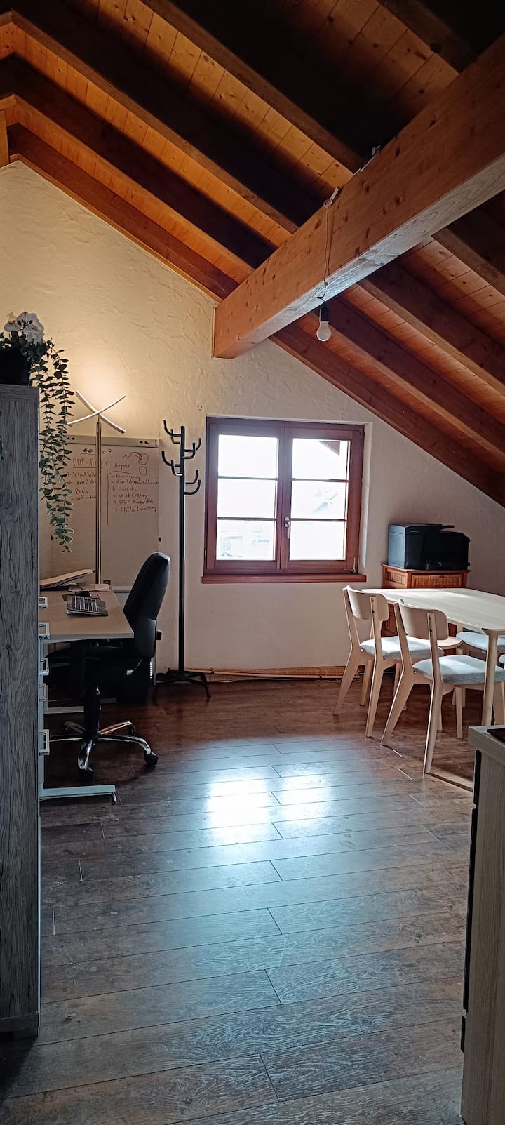 Charmante Wohnung Mit Küche, Arbeitsplatz & Sauna - Kanton Bern