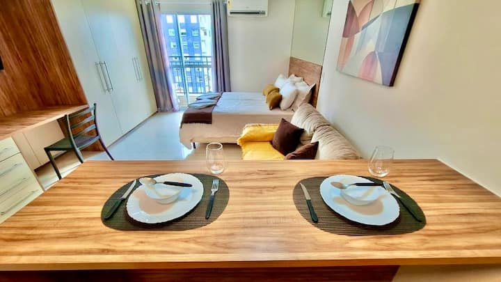 Confort - Estúdio C/ Ar Condicionado Q/f E Garagem - Curitiba