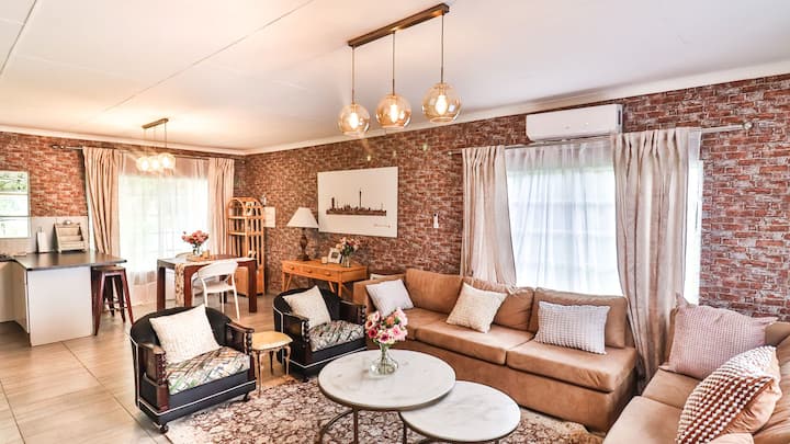 Farm Yard Cottage - Midrand