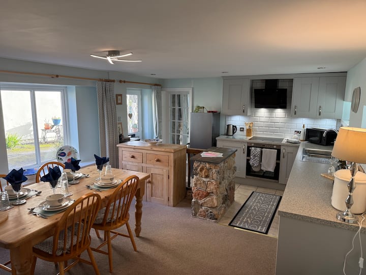 Cherry Tree Cottage - Cheddar