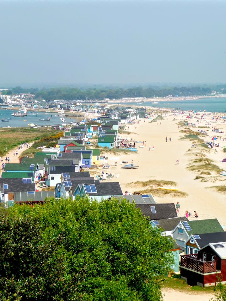 Lovely Beach Hut On Beautiful Sandy Beach Sleeps 4 - Mudeford