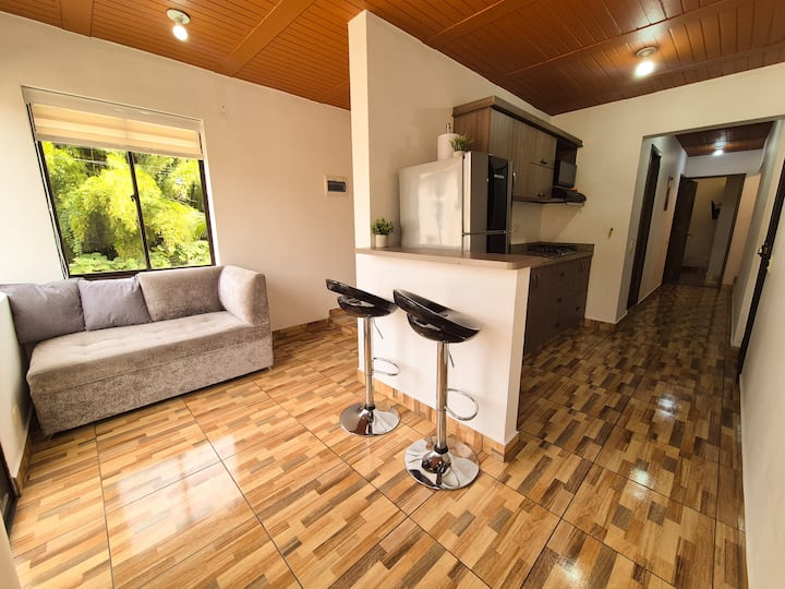 Modern, Bright Apt With 2 Baths By The Mall - Rionegro