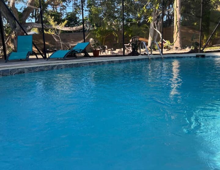 Charming Old Floridian Indian Beach Home - Indian Beach, Sarasota