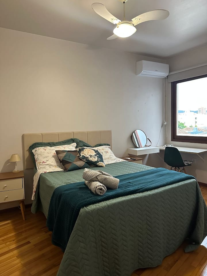 Refúgio Urbano Completo - Santa Maria, Brazil