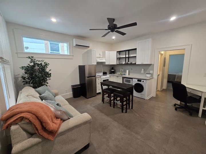 Willow Porch One-bedroom Oasis - Montgomery, AL