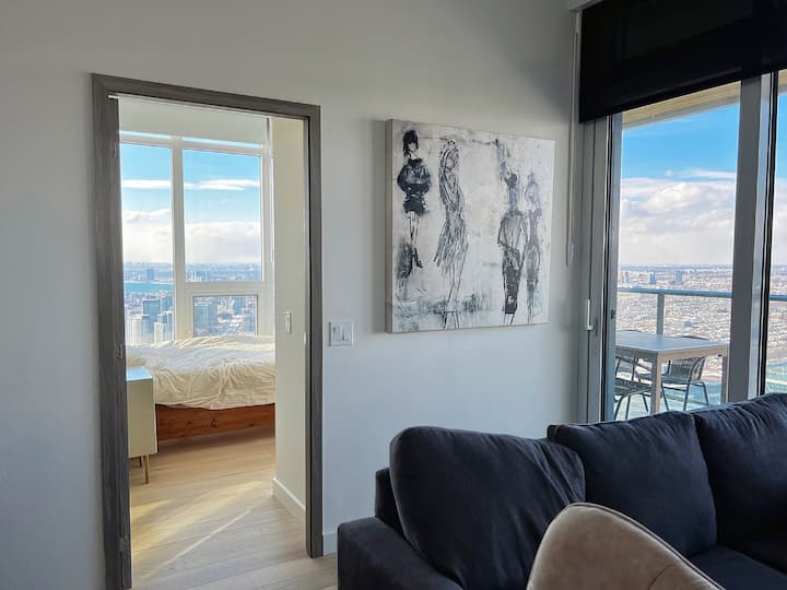 2b2b Luxury New 70+fl With Skyline Views - Toronto