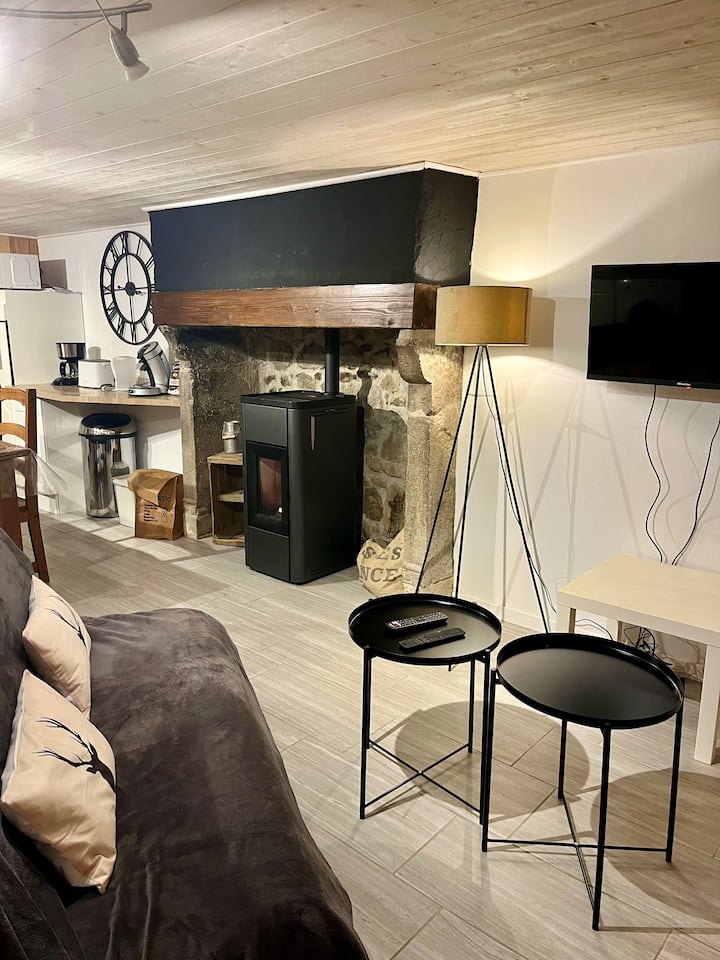 La Petite Maisonnette De Monette - Lac d'Aydat