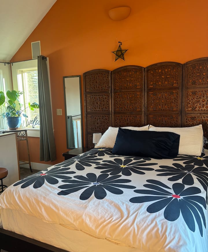 The Jackson Loft - Private Space In Beautiful Home - Eugene, OR