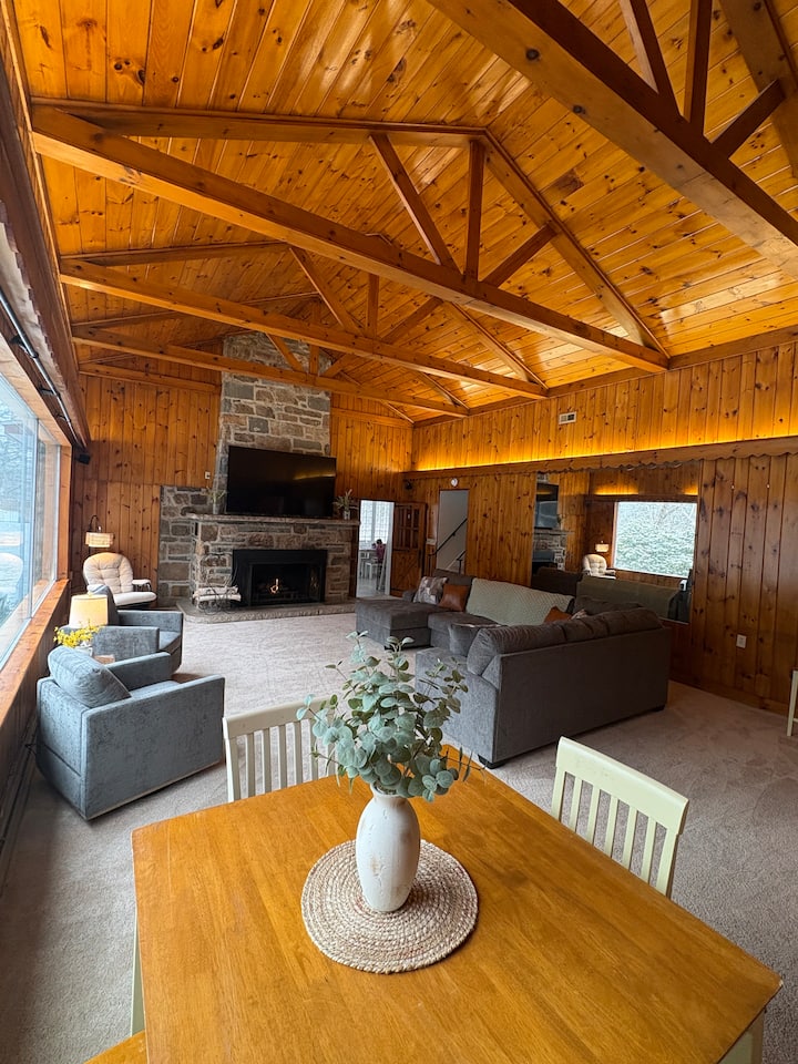 12 Creekside Acres - Pool - 5 Min To Knoebels - Fandango, Elysburg