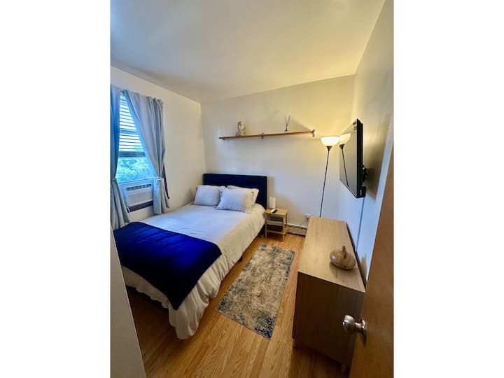 Cozy Harrison Apartment Near Path Train - Harrison, NJ