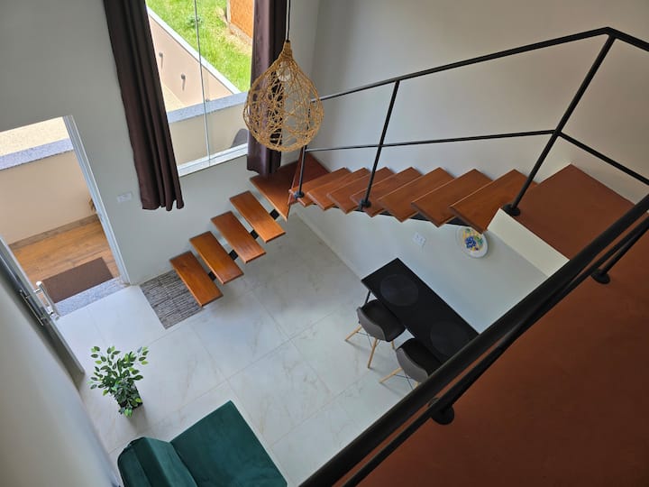 Loft 10 Estiloso Com Ar E Vista Privilegiada - Ourinhos