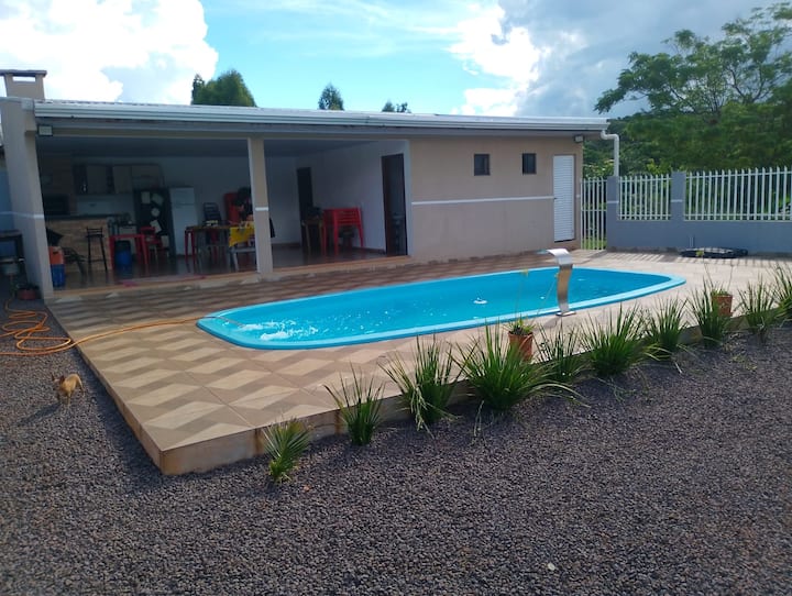 Chácara Com Piscina - Cascavel