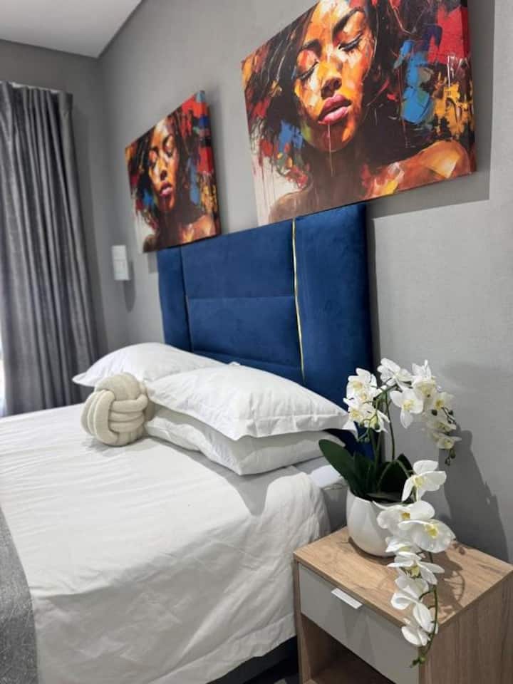 Glowti Event & Guest House - Centurion