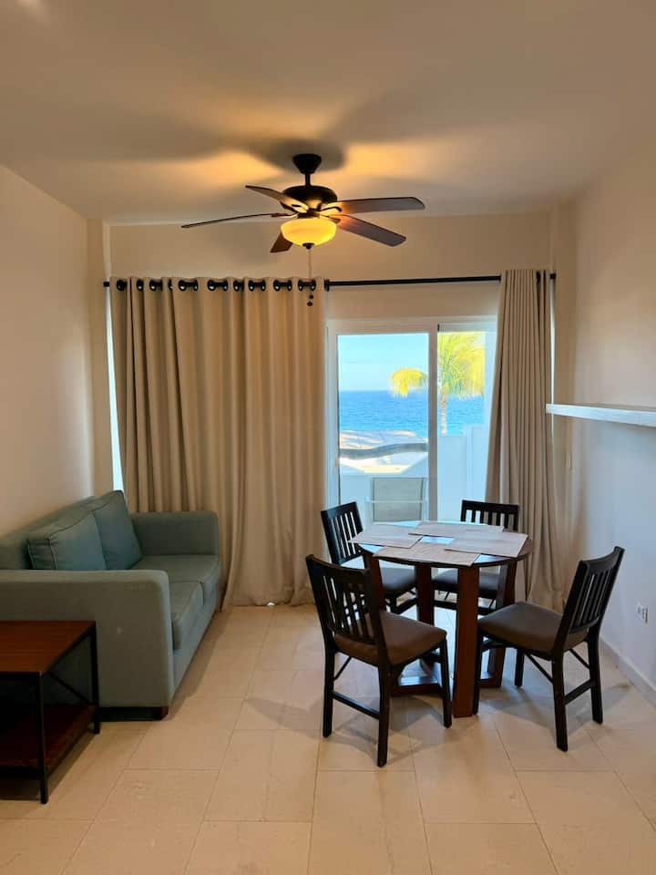 Evelyn's Suite #2 - Los Barriles