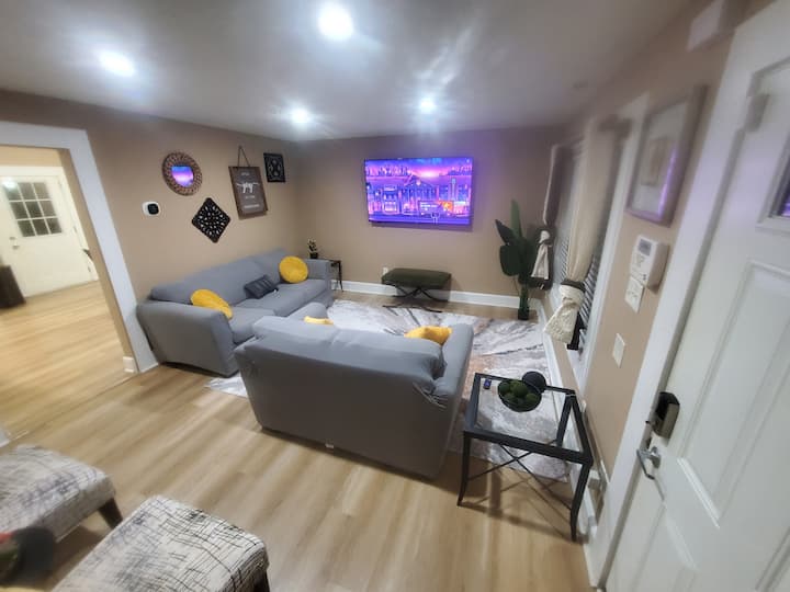 Quiet Furnished 2br Near Hospitals & Hrbt - Virginia Beach, VA