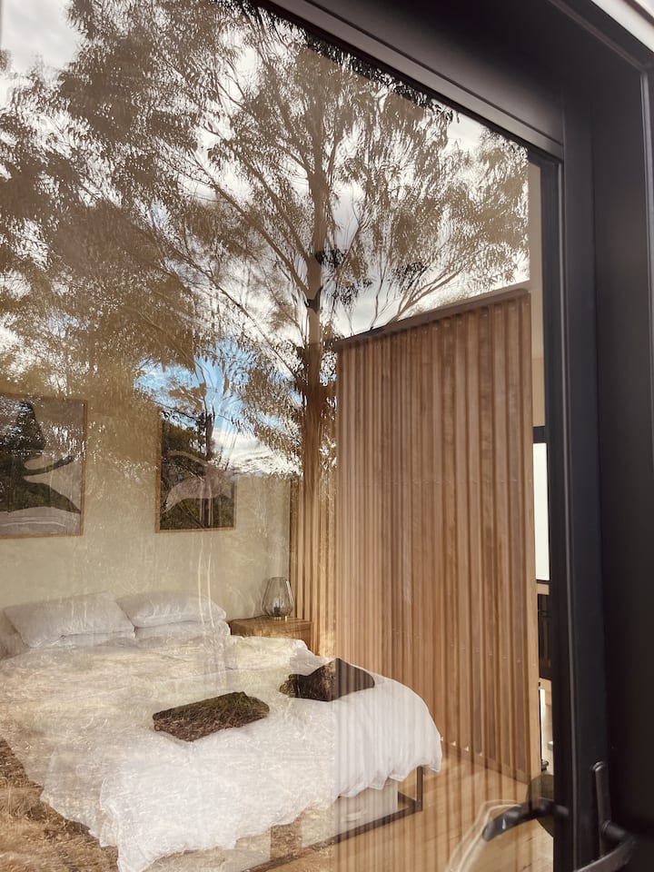 Mountain Place - New Norfolk