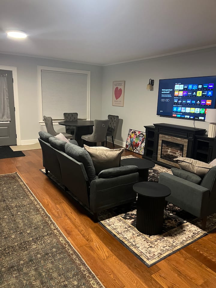1930s Historic Quonset Hut On Historic Jail Alley - Belmont, WI