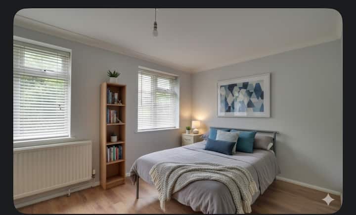 Studio Room With Ensuite - Ipswich