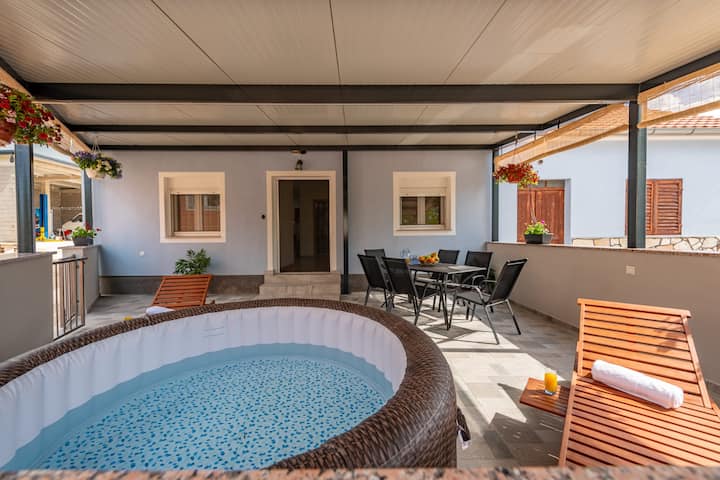 Holiday Home Mate - Murter-Kornati