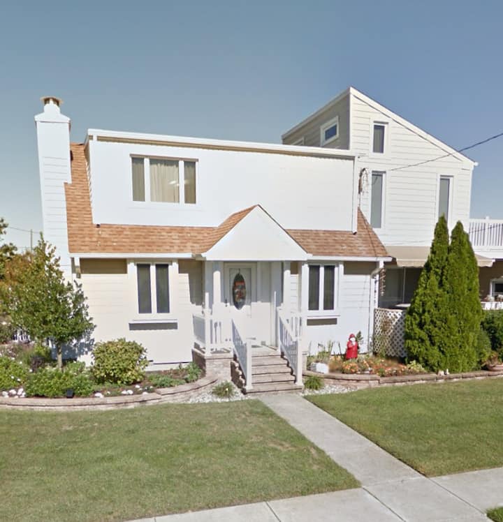 Single Family Beach House - Brigantine, NJ