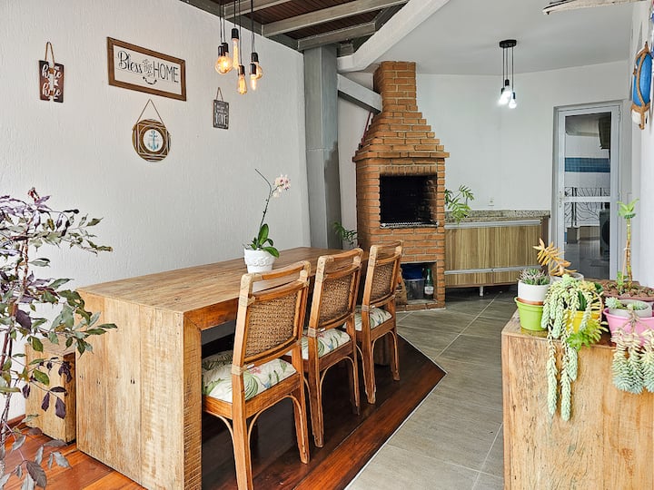 Refúgio Da Família No Itaguá – 3 Dorm. / 2 Carros - Brazil