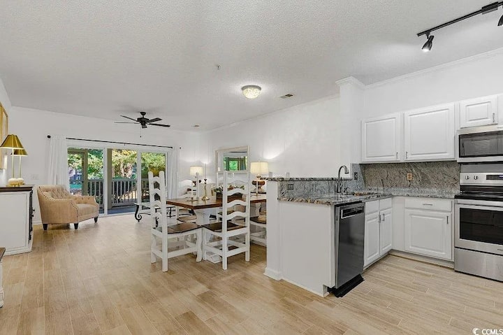 Sands & Greens Escape | Golf Retreat Near Beach - Myrtle Beach, SC