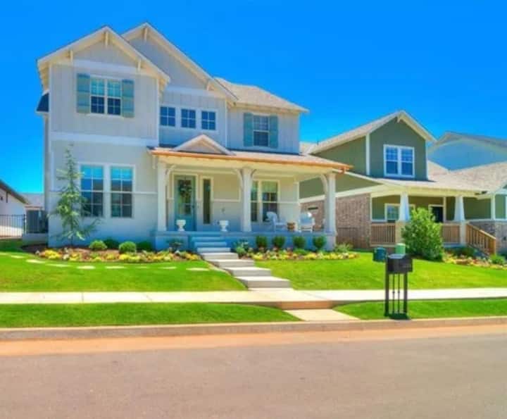 Town Square - Edmond - Edmond, OK