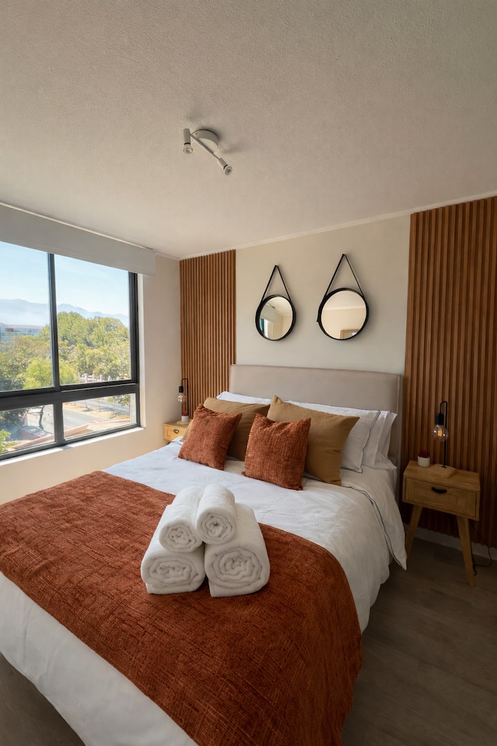 Depto. Moderno Con Balcón | Club Hípico | Movistar - Santiago (Chile)