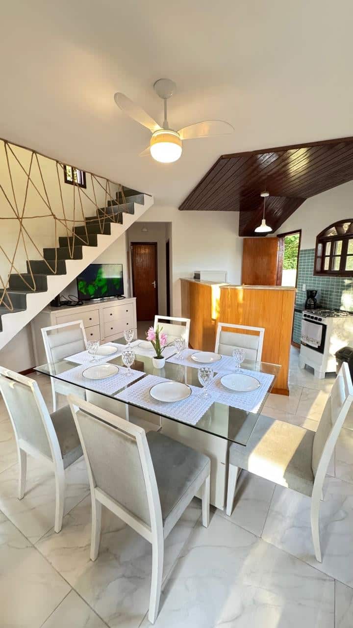 Casa 5 Min Da Praia Com Garagem E 3 Quartos. - Niterói