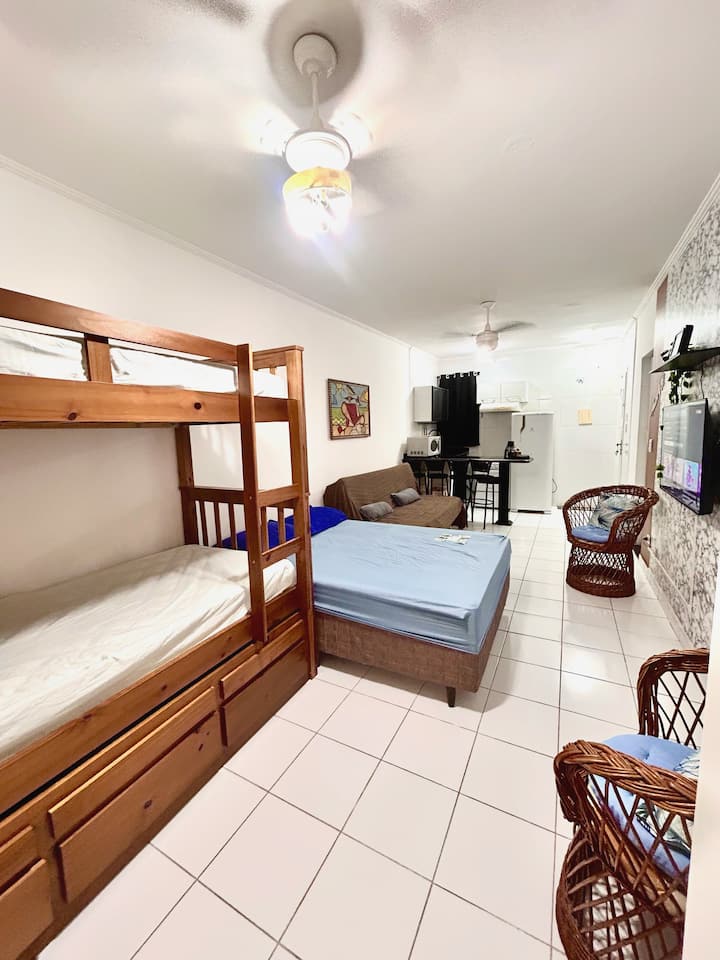 Kitnet 100m Do Mar, 5 Hóspedes/wi-fi/portaria24hrs - Praia Grande