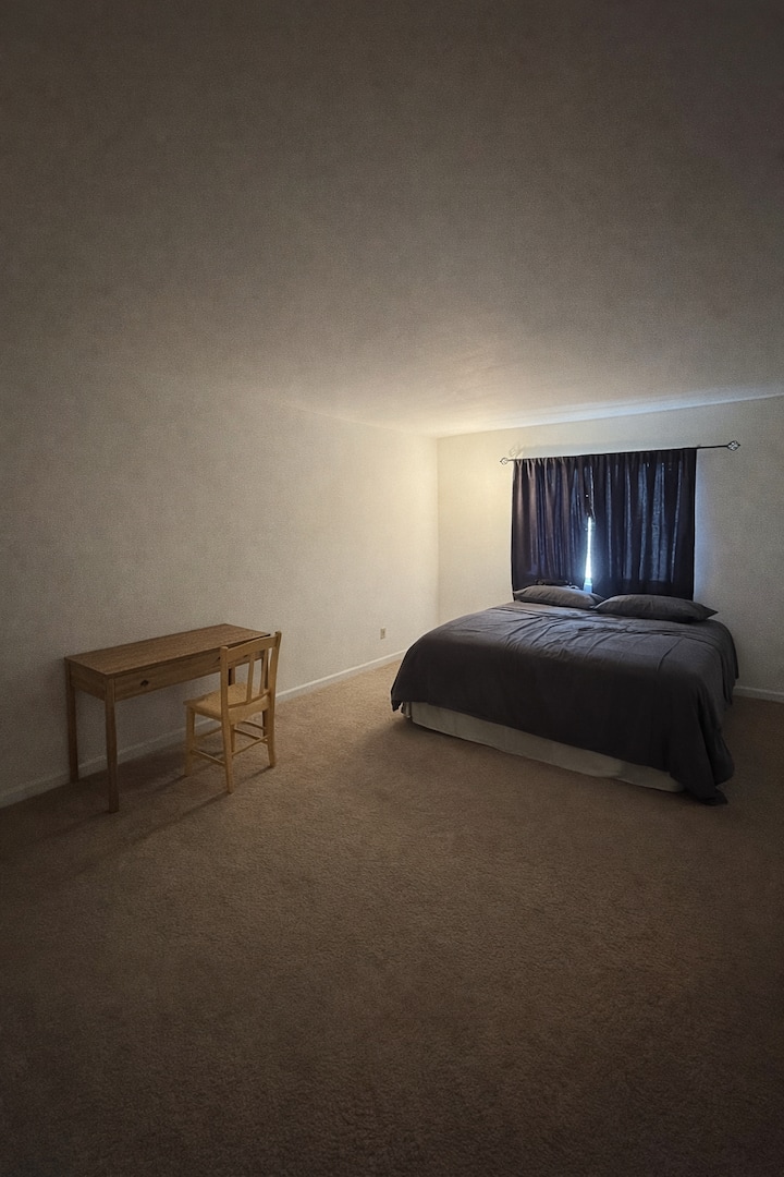 Room In Plainfield - Joliet, IL