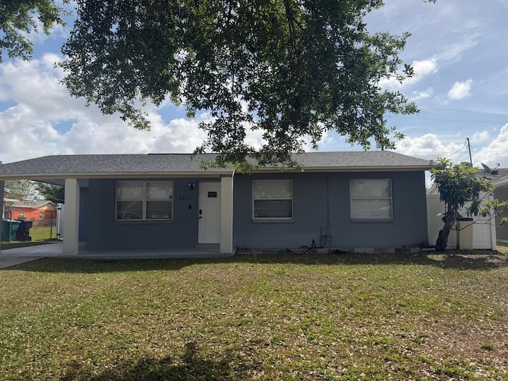Welcome To Your Home Away From Home! - Orlando, FL