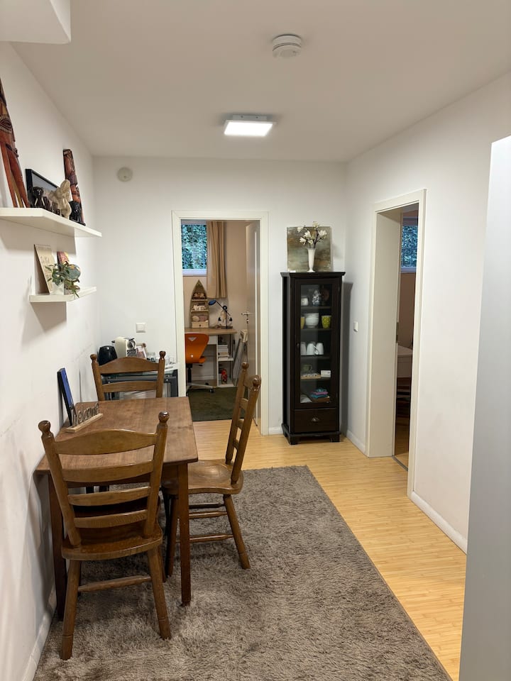 Messewohnung Am Flughafen Düsseldorf - Aéroport de Düsseldorf (DUS)