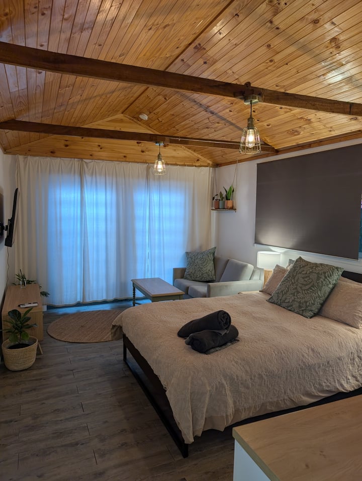 Cozy Costal Studio - 10 Min Walk To Surf & Sand - Culburra Beach