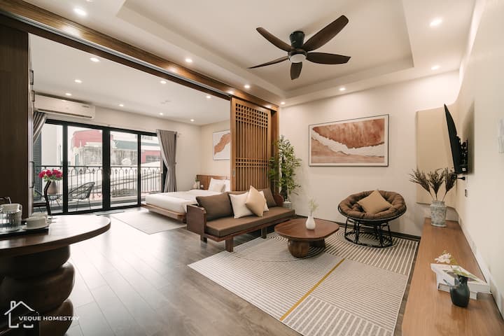 West Lake Big Room/balcony/washer/kitchen/lift 4.1 - Vietnam