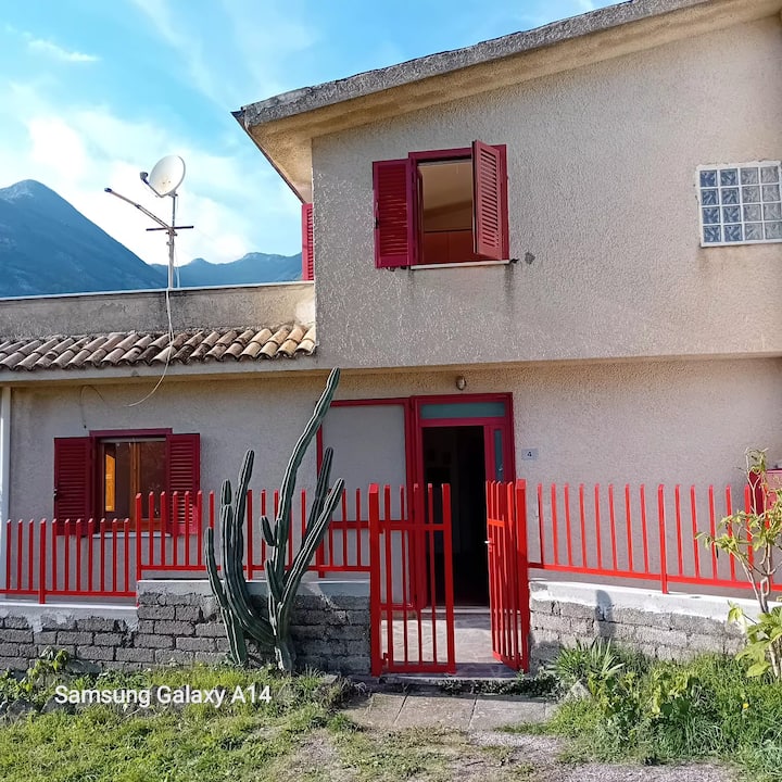 Villa Armonia Con Giardino E Barbecue Vicino Gaeta - Scauri