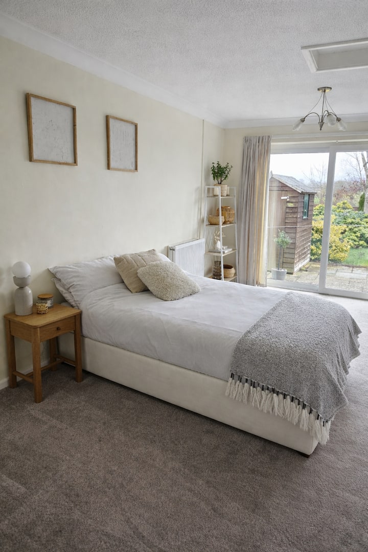 Private Room/ensuite Ideal For Cheltenham Festival - Tewkesbury