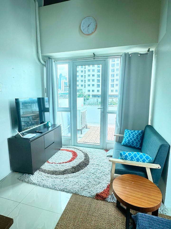 Cozy 1br Loft With Balcony@beacon Amorsolo Makati - Makati
