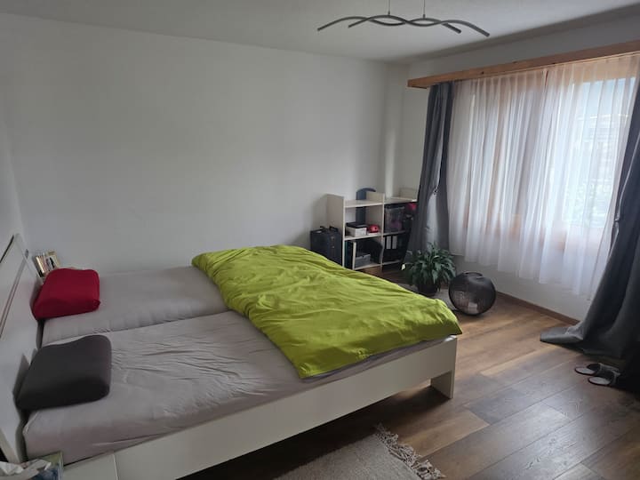 3.5 Zimmerwohnung (Parterre) An Ruhiger Lage - Mathon