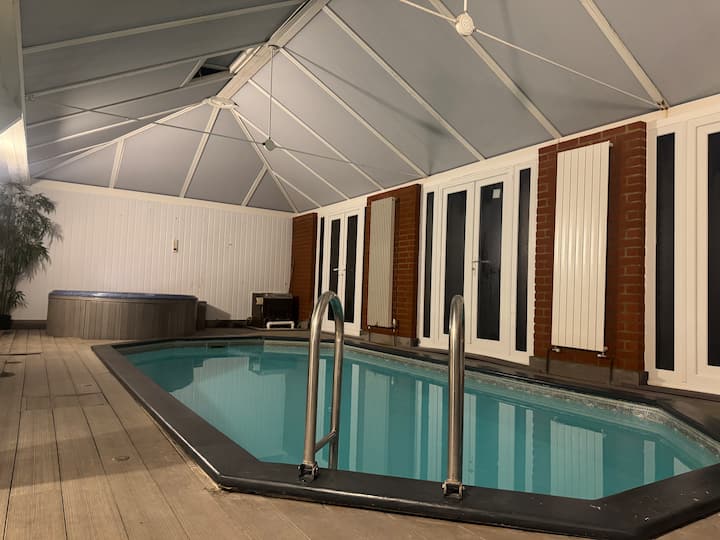 Seaside Spa Retreat, Pool House W/ Hottub & Sauna - Kent