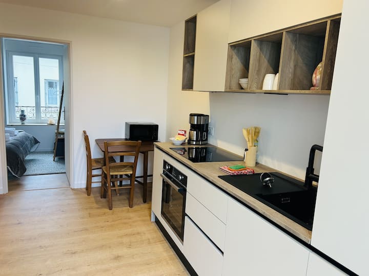 Beau T2 Avec Terrasse Lumineuse, Quartier Merville - Lorient