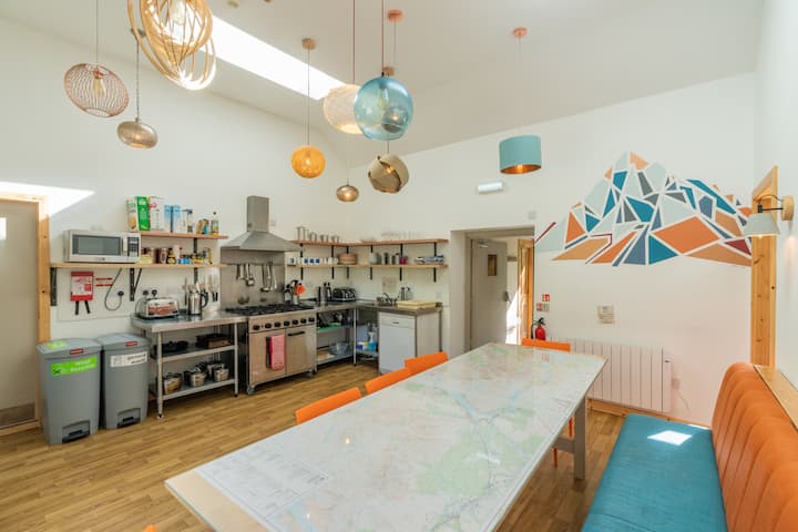Alder - 8-bed Bunkroom In Shared Bunkhouse - Glencoe