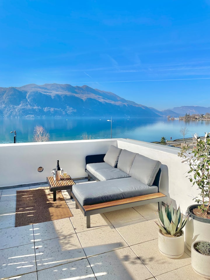 Havana • Le Roof Top • Terrasse Sur Le Lac - La Féclaz