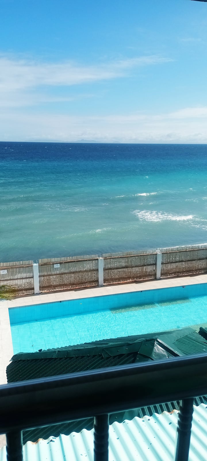 Sand On
Stress Off - Lobo