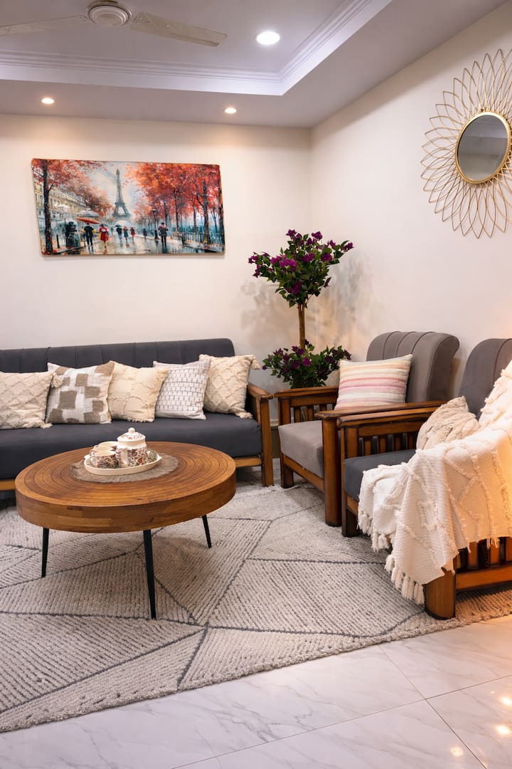 Vasarya Stays – Tapovan, Rishikesh - Rishikesh