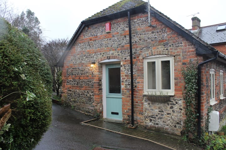 Charming Converted Stable In Ramsbury For Two - Marlborough