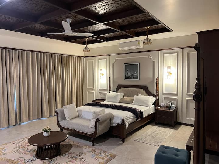 Hoka, The Forest Inn - Daman