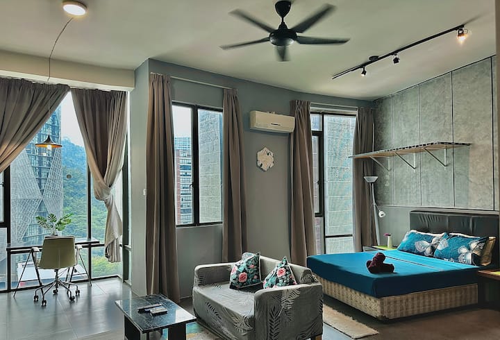 Empire 5 @ Empire Damansara • Free Netflix & Wifi! - Petaling Jaya