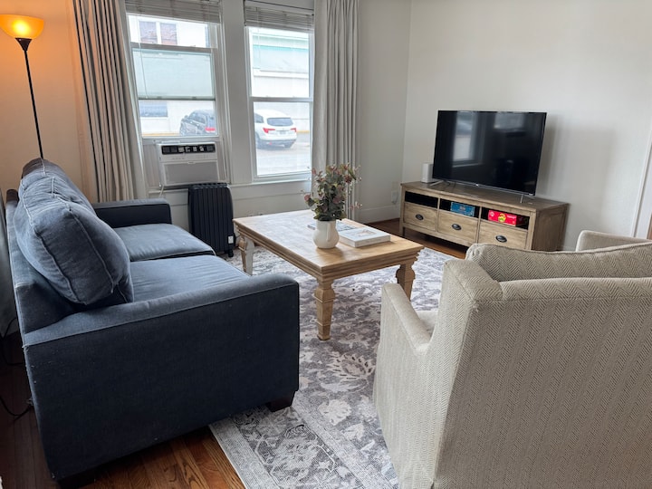 Charming One Bedroom In The Heart Of Houston - Houston